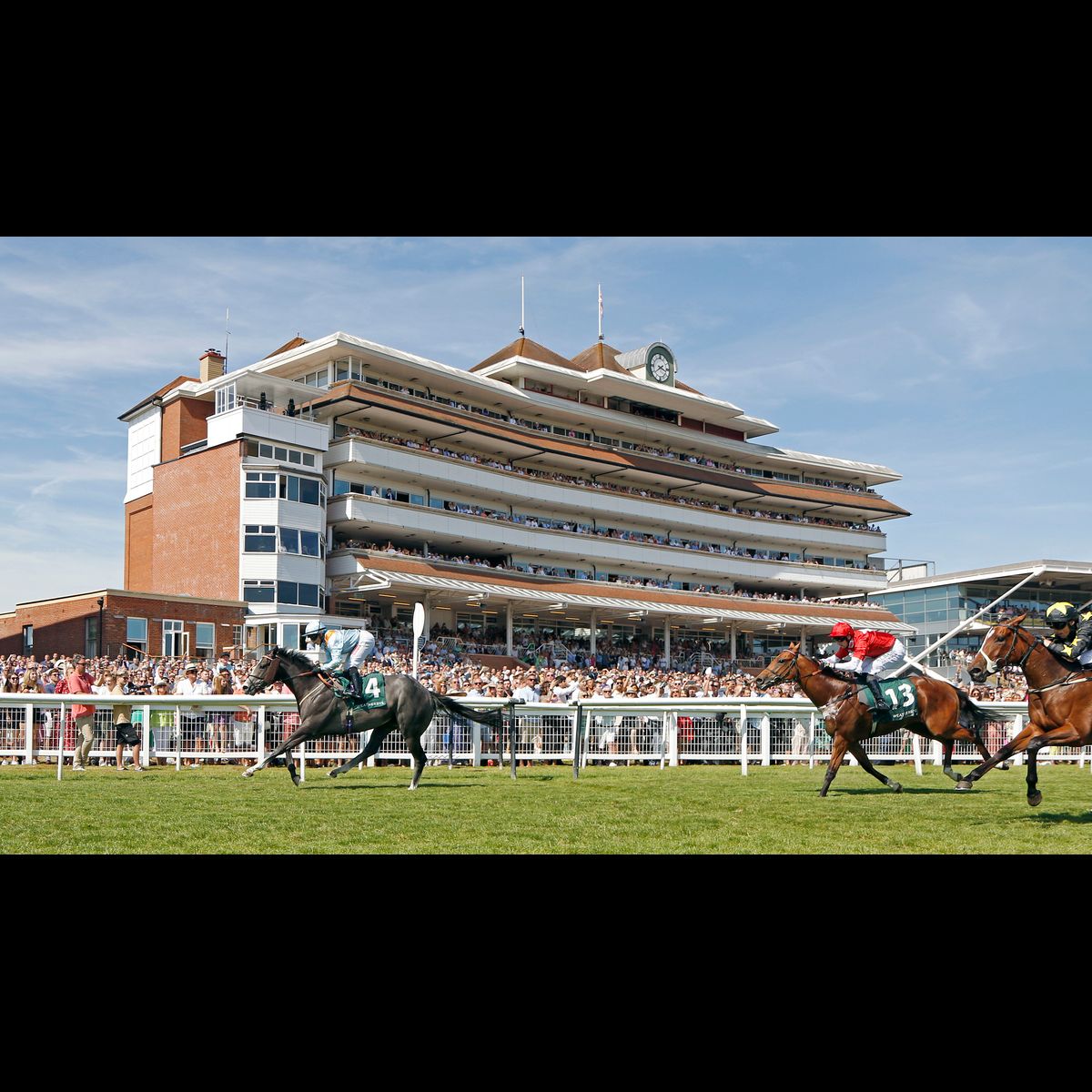 DW Networking at the Races - Newbury Racecourse & Donnington Valley Hotel